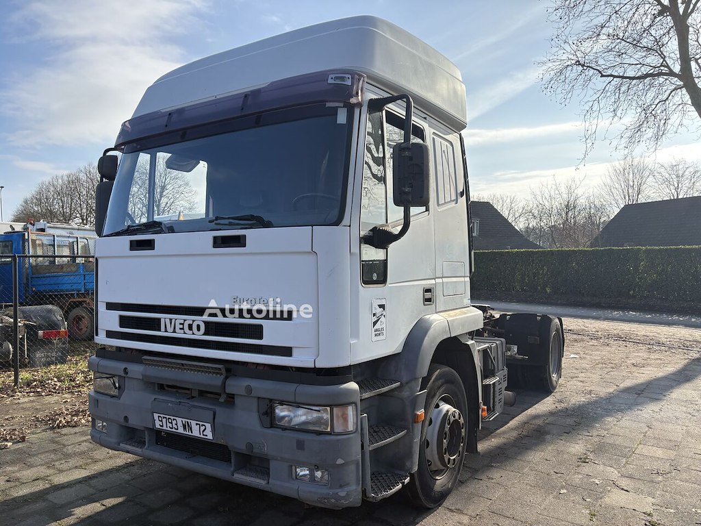 IVECO 440E38 tegljač
