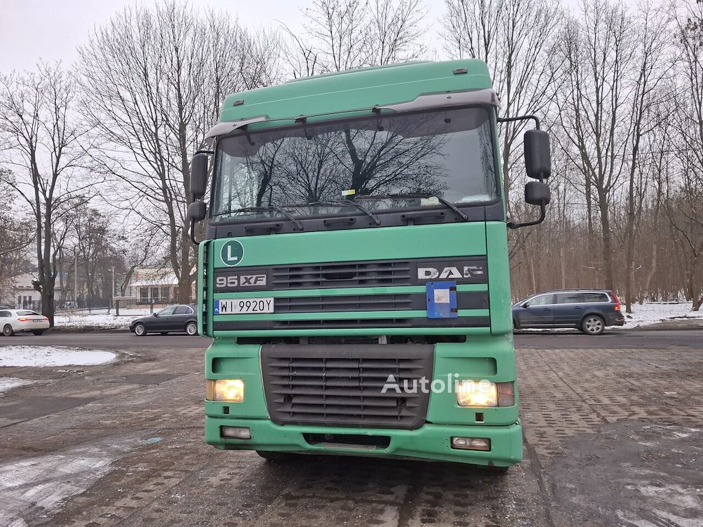 DAF XF 95 430 tegljač