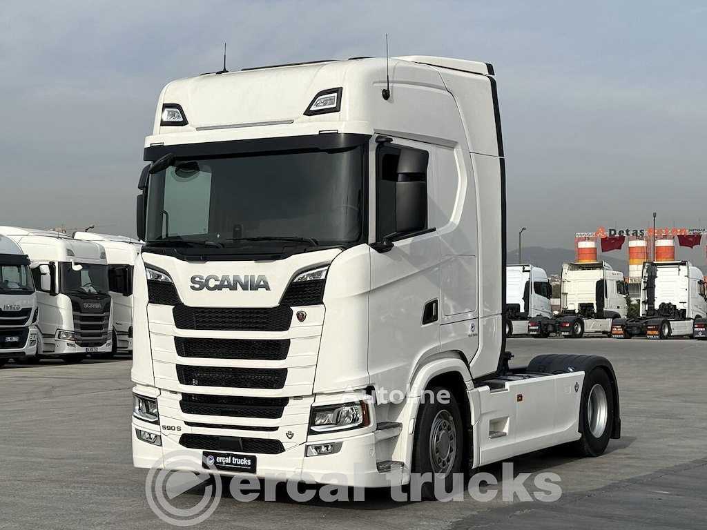 Novi Scania NEW 2023 590 S /AUTO-AC-PARK AC-REFRIGERATOR-4X2 tegljač