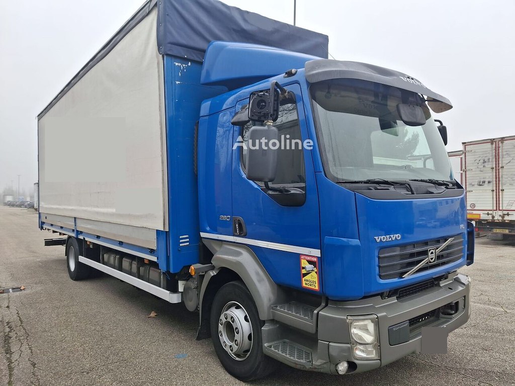 Volvo fl 260 kamion s ceradom
