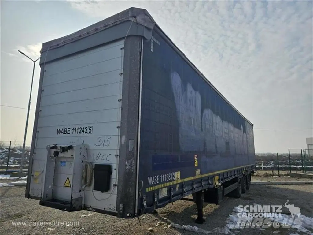 Schmitz Cargobull Curtainsider Mega