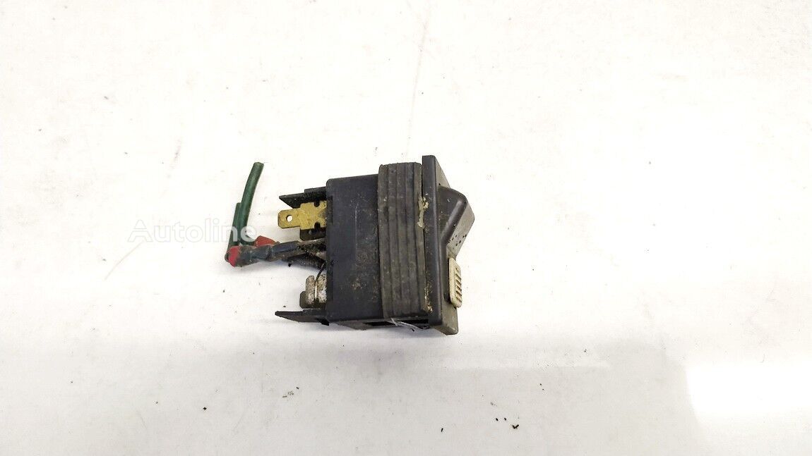 Car part 333077 kontrolno dugme za Renault Magnum tegljača