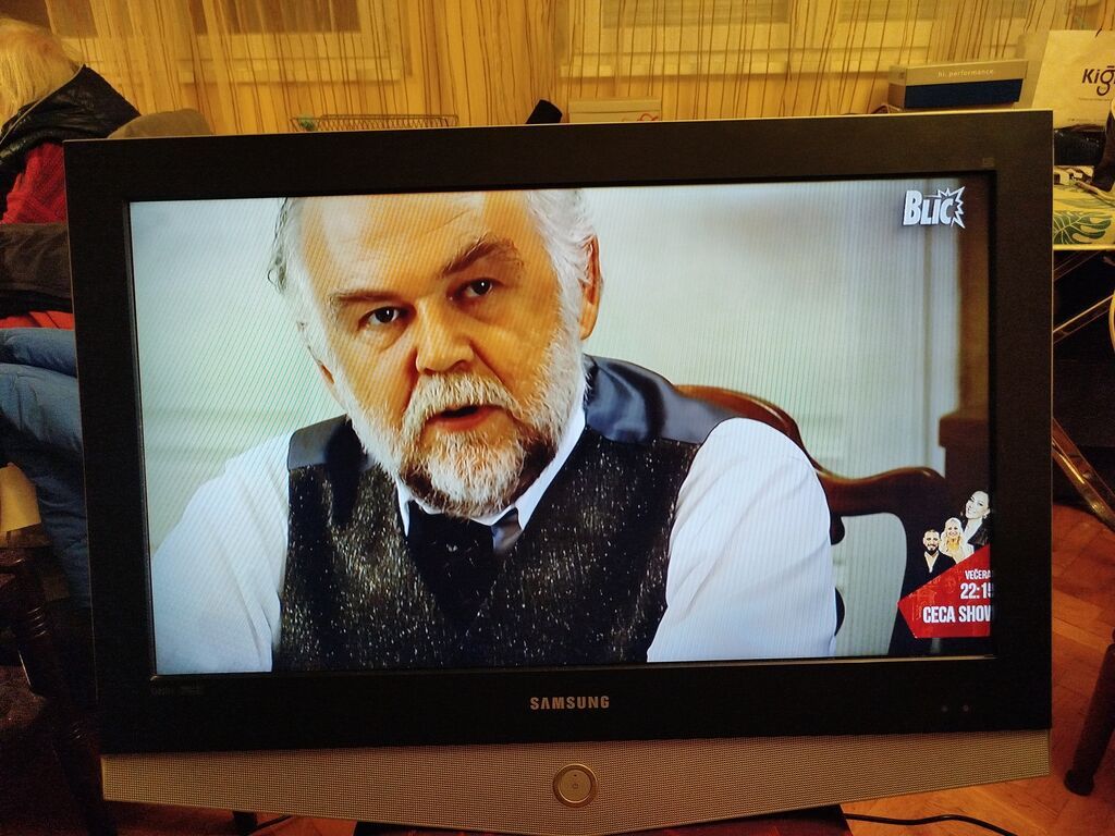 Samsung televizor tv. Isproban samo preko skarta i hdmi kabla. Nema