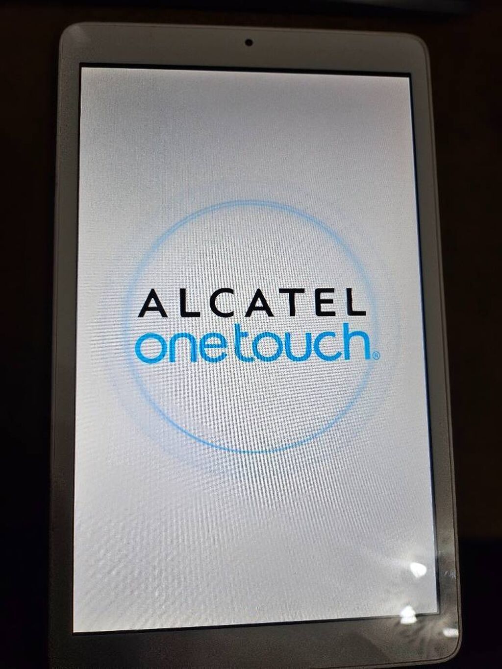 Alcatel OneTouch Pixi 3 (10) – Android tablet Tablet je bio potpuno