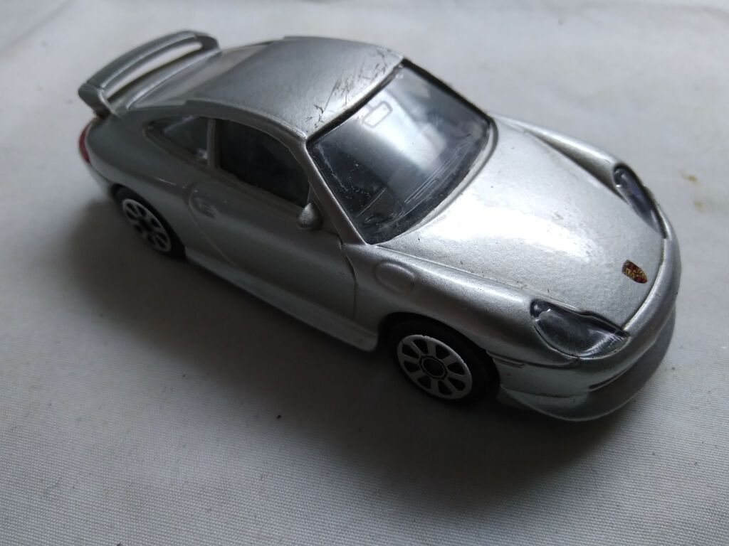Burago Porsche 911 Carrera GT 3, 1:43, malo izgreban, China