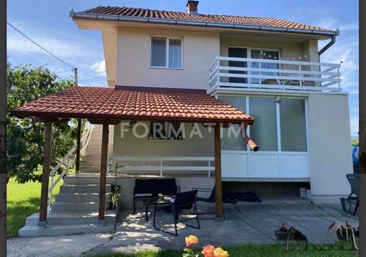 Donja Trepča,uknjižena kuća, sa pomoćnim objektima ID#2684 77.500 €