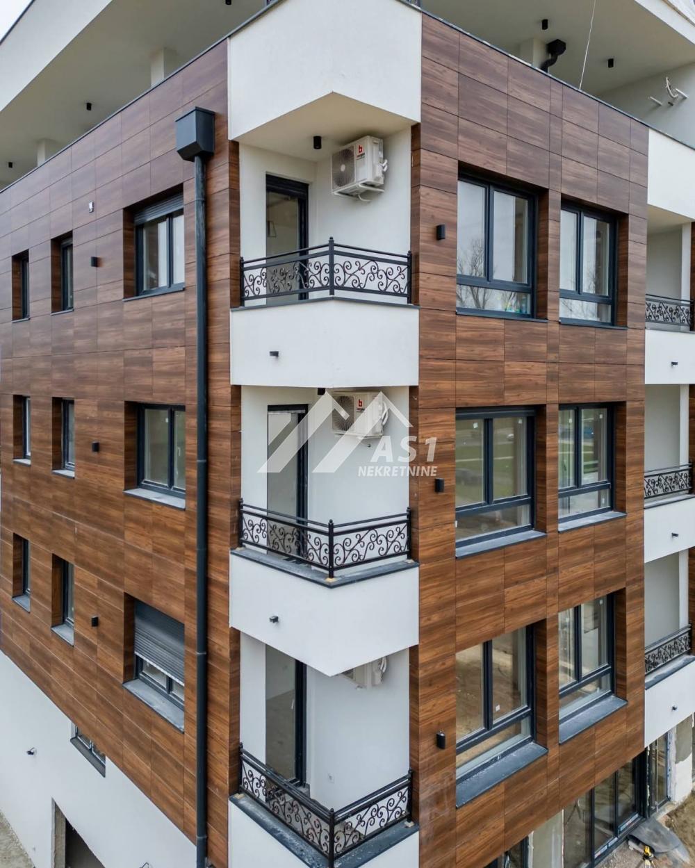 Izdajem LUX dvosoba stan na Telepu !!! Novogradnja,parking ID#5386
450 €