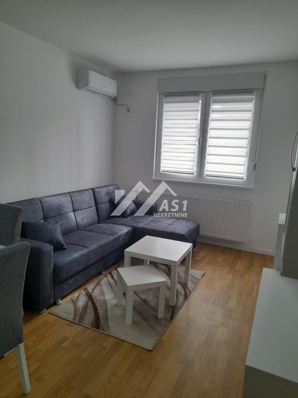 Izdajem LUX jednoiposoban stan na Podbari !!! ID#5389
450 €