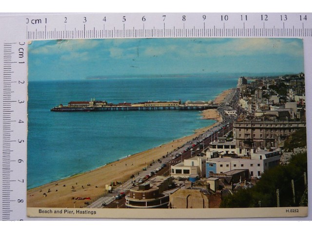 Beach and Pier, Hastings, Engleska