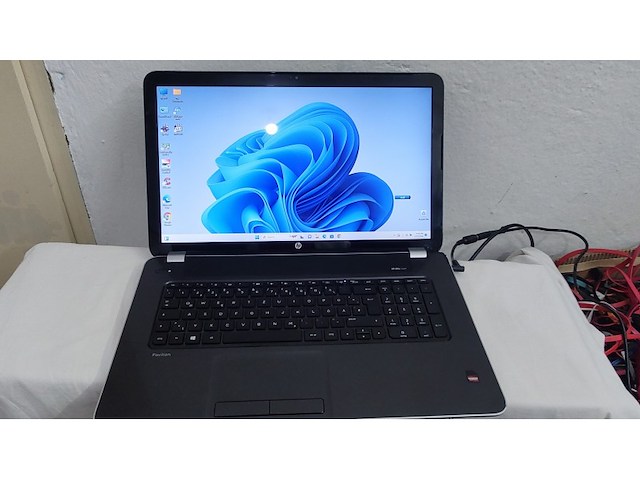 AMD A4 5000,4gb ddr3,dve grafike HD8600m,ssd 128 GB nov
