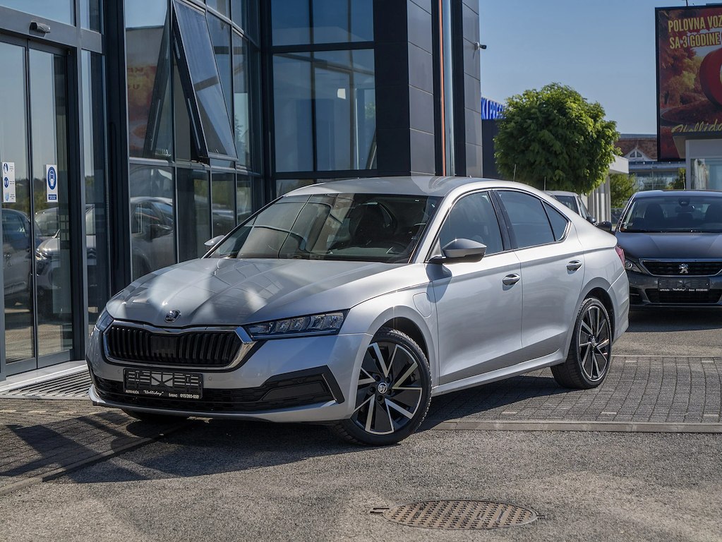 ŠKODA OCTAVIA 1.4TSI PHEV HYBRID AUTOMATIC