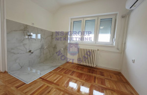 Prodajem Stan-Apartman, Železnička Stanica