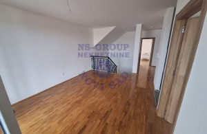Prodajem Stan-Apartman, Petrovaradin, Novi Sad Okolica
