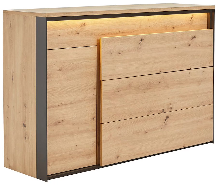 KOMODA S VRATIMA