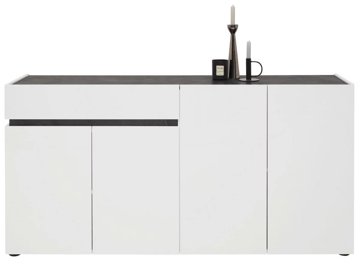 KOMODA S VRATIMA
