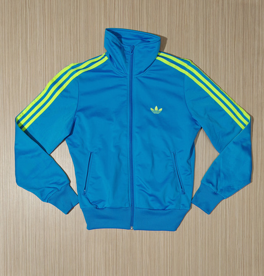 Adidas ženski sportski duks vel. 38