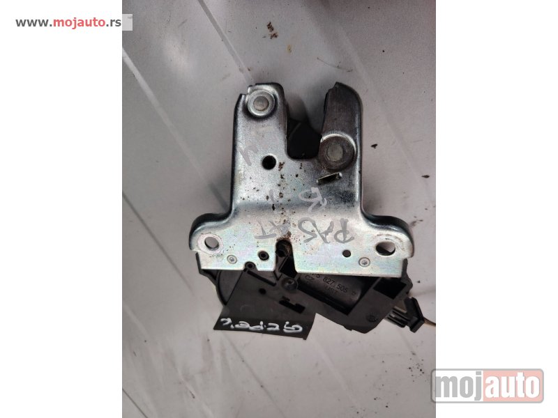 Pasat b7 zadnja brava gepeka Originalni delovi Moguca ugradnja delova Alfa Romeo 147-156-166-159-GT-MiTo-Giulietta Fiat bravo 2 - croma -grande punto -multipla 2 -punto 3 -stilo-idea Freemont Pand...