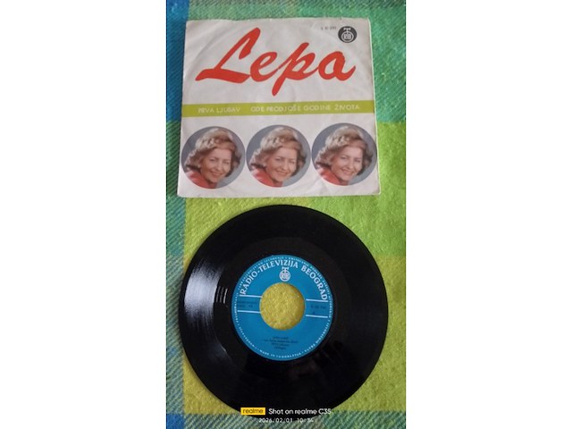 LEPA LUKIC 1976 - PRVA LJUBAV
