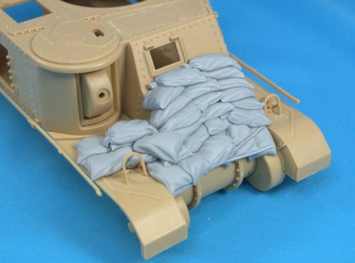 PanzerArt RE35-196 Sand Armor for M3 "Grant" (North Africa)