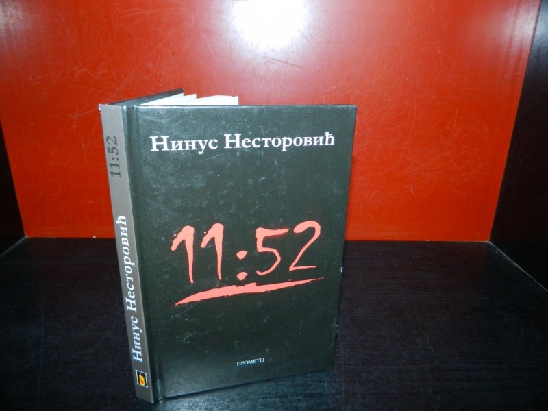 11:52, Ninus Nestorović