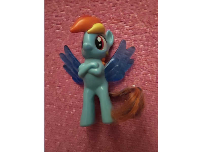 Rainbow Dash figurica