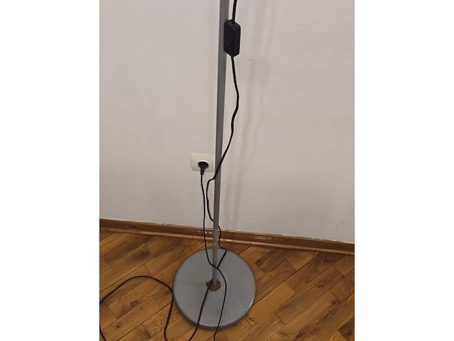 Ikea podna lampa bez abažura 170 cm