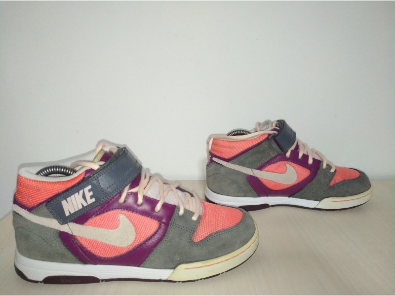 Nike Air Twilight Mid decije patike br 38,5 ( 24,5 cm)