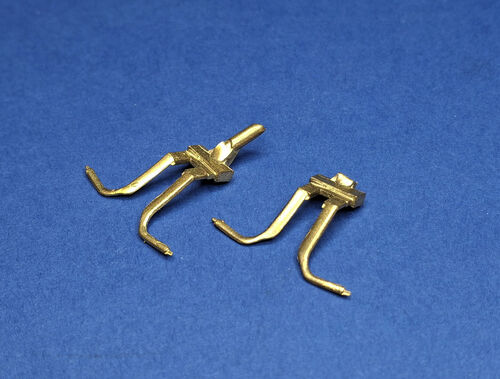 NEW! Aims 48P069 Junkers Ju 88 G-1 / G-6 / G-7 and Ju 388 J-1 - FuG 220 SN2 Dipole Mounts (Brass)