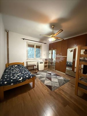 Smestaj za 4 radnika Zemun