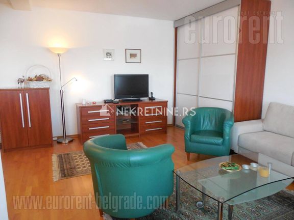#25140, Izdavanje, Stan, CENTAR, 1200 EUR