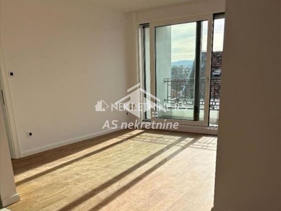 Vračar, Čubura, 3.0 stan, 71m2, 1250 EUR