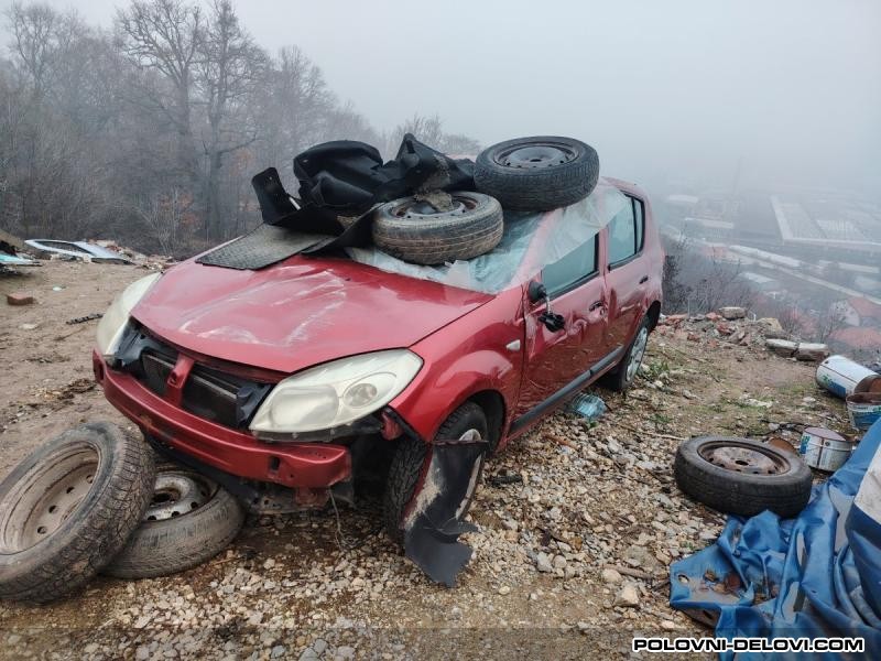 Dacia Sandero Kompletan Auto U Delovima