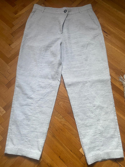 Nove Zara pantalone