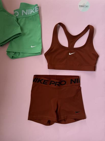 Nike Pro Set