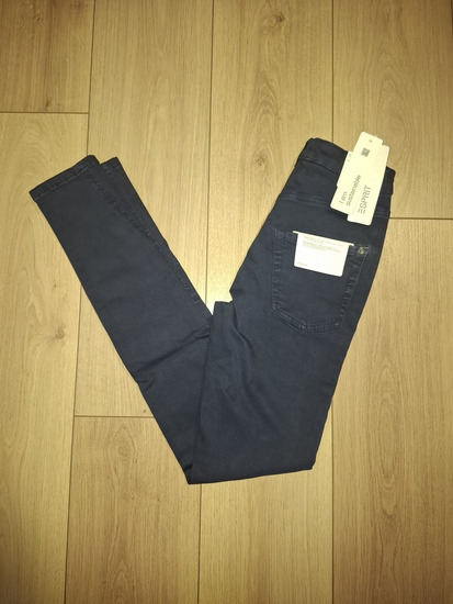 Esprit shaping pantalone novo sa etiketom