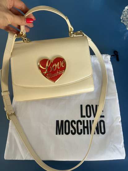Love Moschino tasna