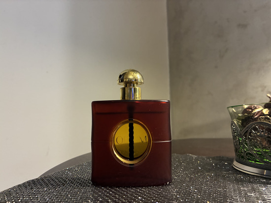 Yves Saint Laurent Opium Eau de Parfum spray