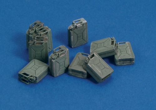 Royal Model di R. Reale 513 Italian Jerrycans WWII