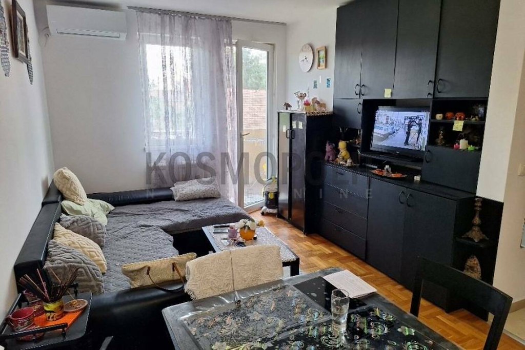 Novi Beograd, Ledine, Mije Aleksića, 1.5, 39m2, 114000 EUR