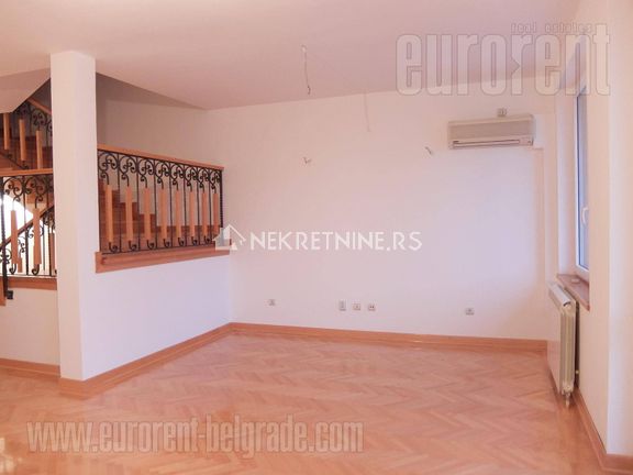 #39756, Izdavanje, Kuća, VIŠNJIČKA BANJA, 1500 EUR