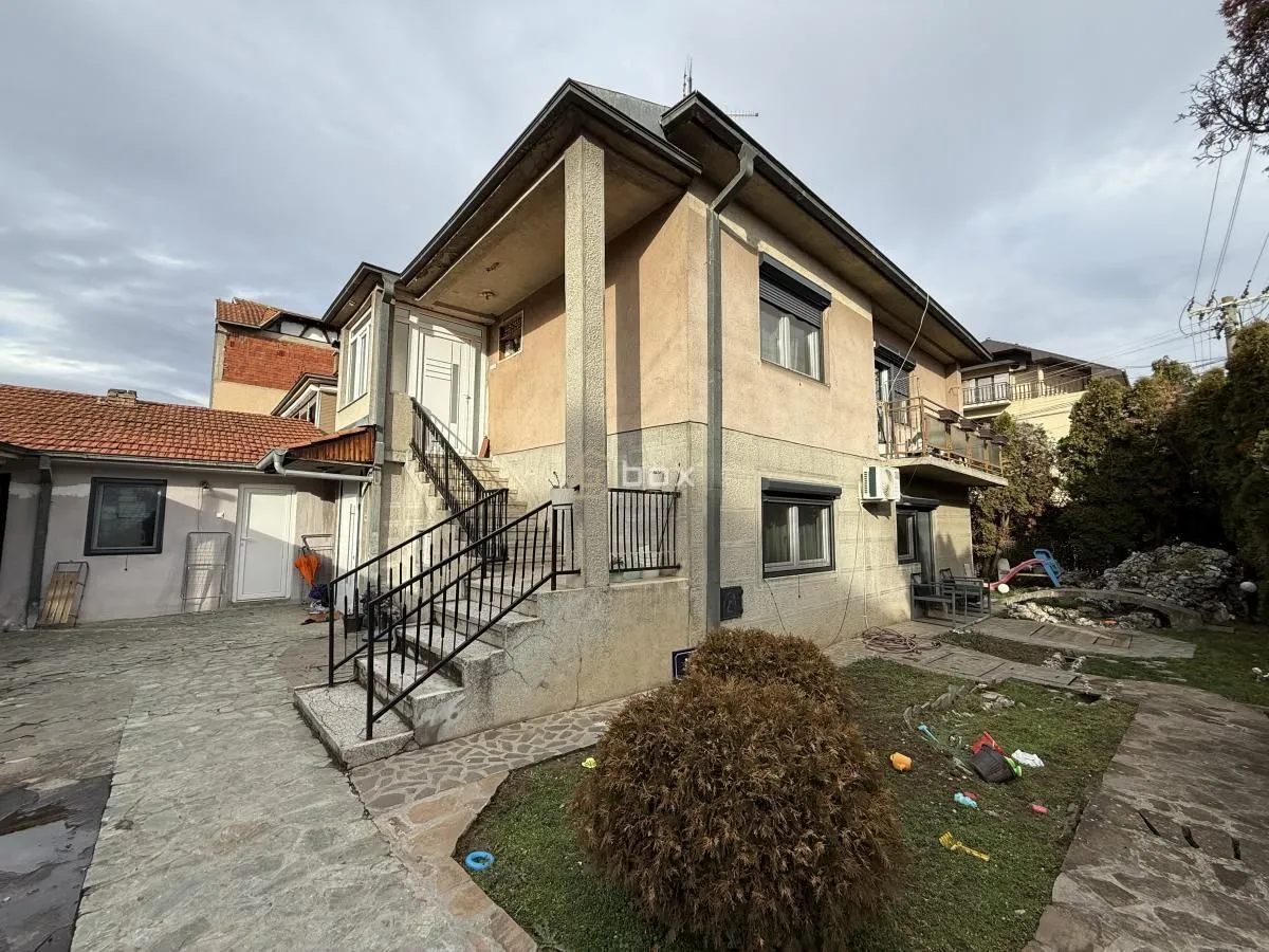 Prodaja, kuća, 204m², Crveni Krst, Niš