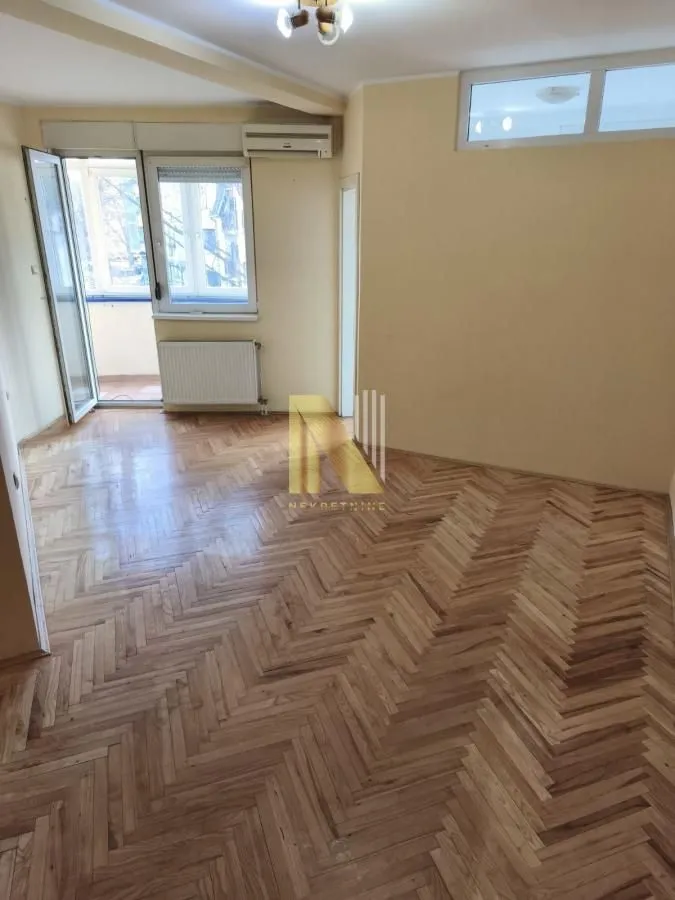 Prodaja, jednosoban stan, 30m², Grbavica, Novi Sad Sve Podlokacije