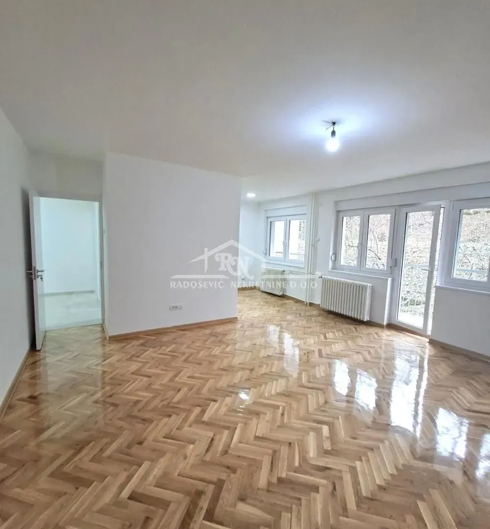 Prodaja, trosoban stan, 75m², Čukarica, Beograd
