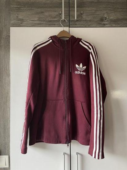 Adidas duks