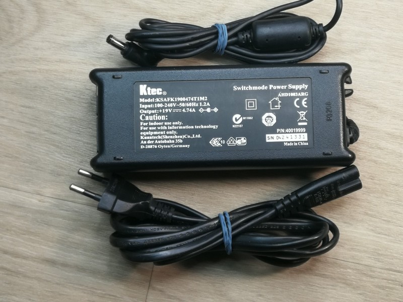 Adapter KSAFK1900474T1M2 19V --- 4,74A 90W