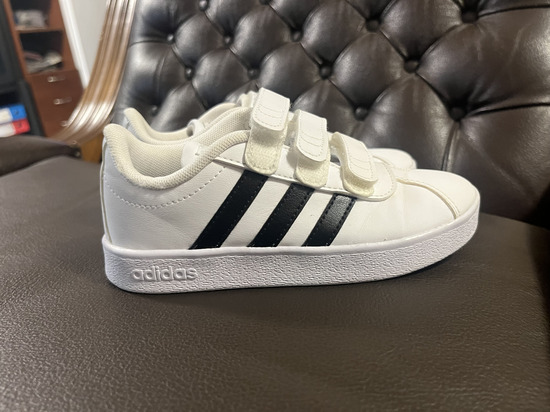 Adidas patike u broju 29