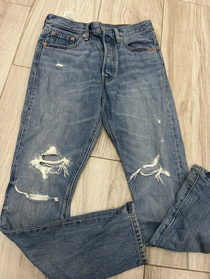 LEVIS 501 FARMERKE SNIZENO