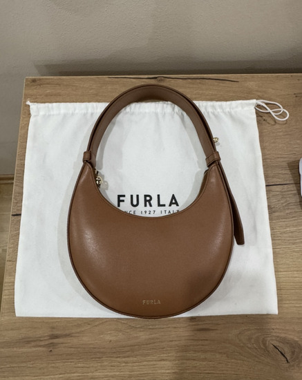 Furla SNIZENO 21000!