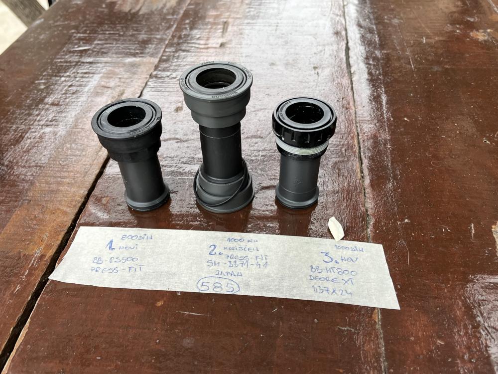 SHIMANO MT 800 BB71 PRESS FIT PATRONE 585