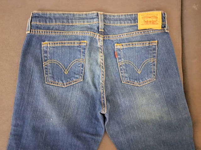 Levis farmerke
